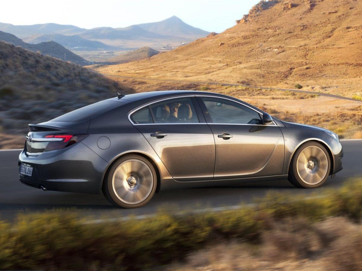 Opel Insignia technical specifications and fuel economy